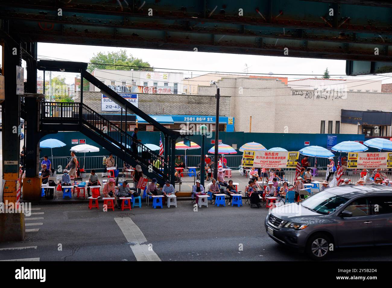 Homeless and mental health hi-res stock photography and images - Alamy