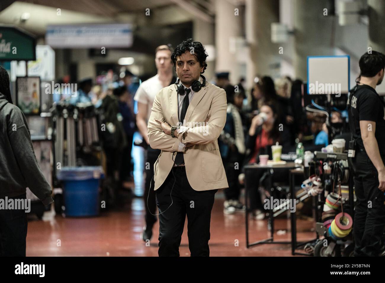 M. NIGHT SHYAMALAN in TRAP (2024), directed by M. NIGHT SHYAMALAN ...