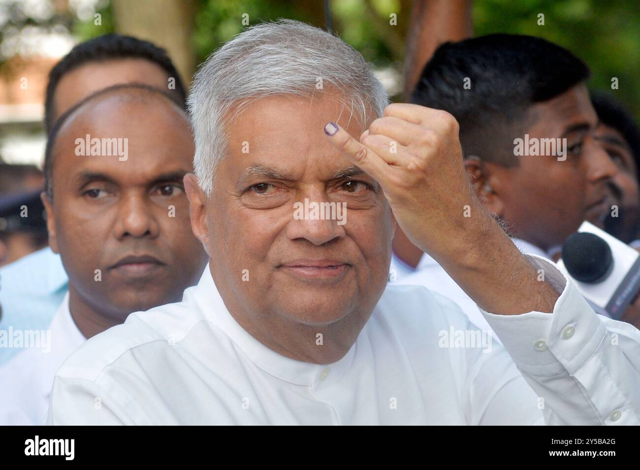 (240921) -- COLOMBO, Sept. 21, 2024 (Xinhua) -- Sri Lankan President ...