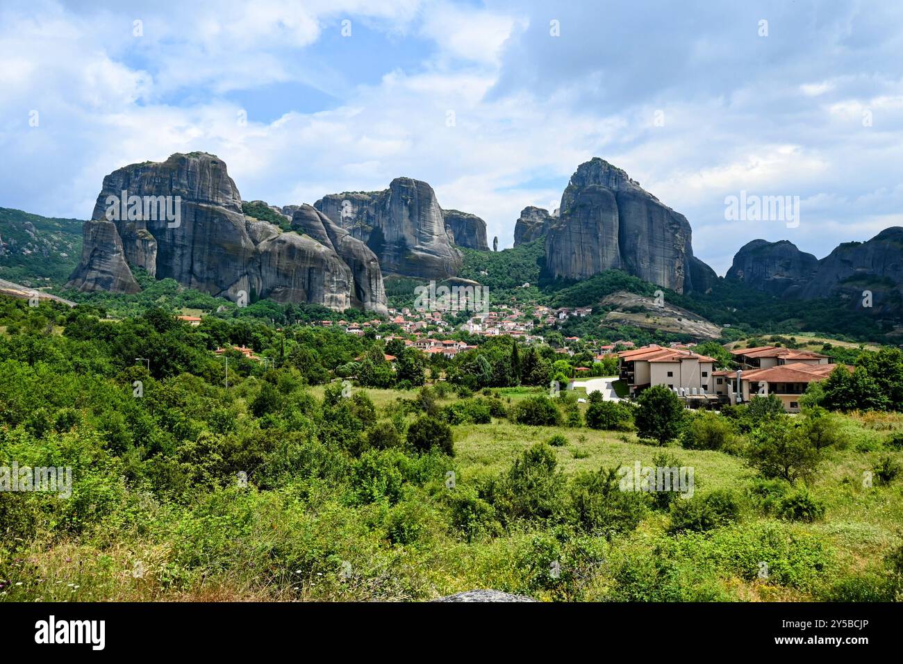 Meteora kalambaka grecia hi-res stock photography and images - Alamy
