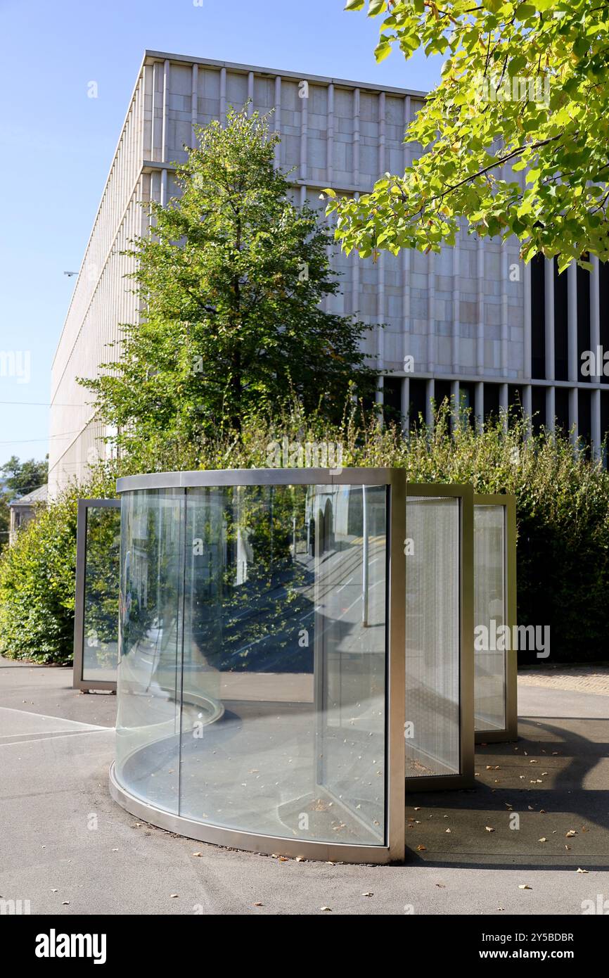 Kunsthaus museum zurich hi-res stock photography and images - Alamy