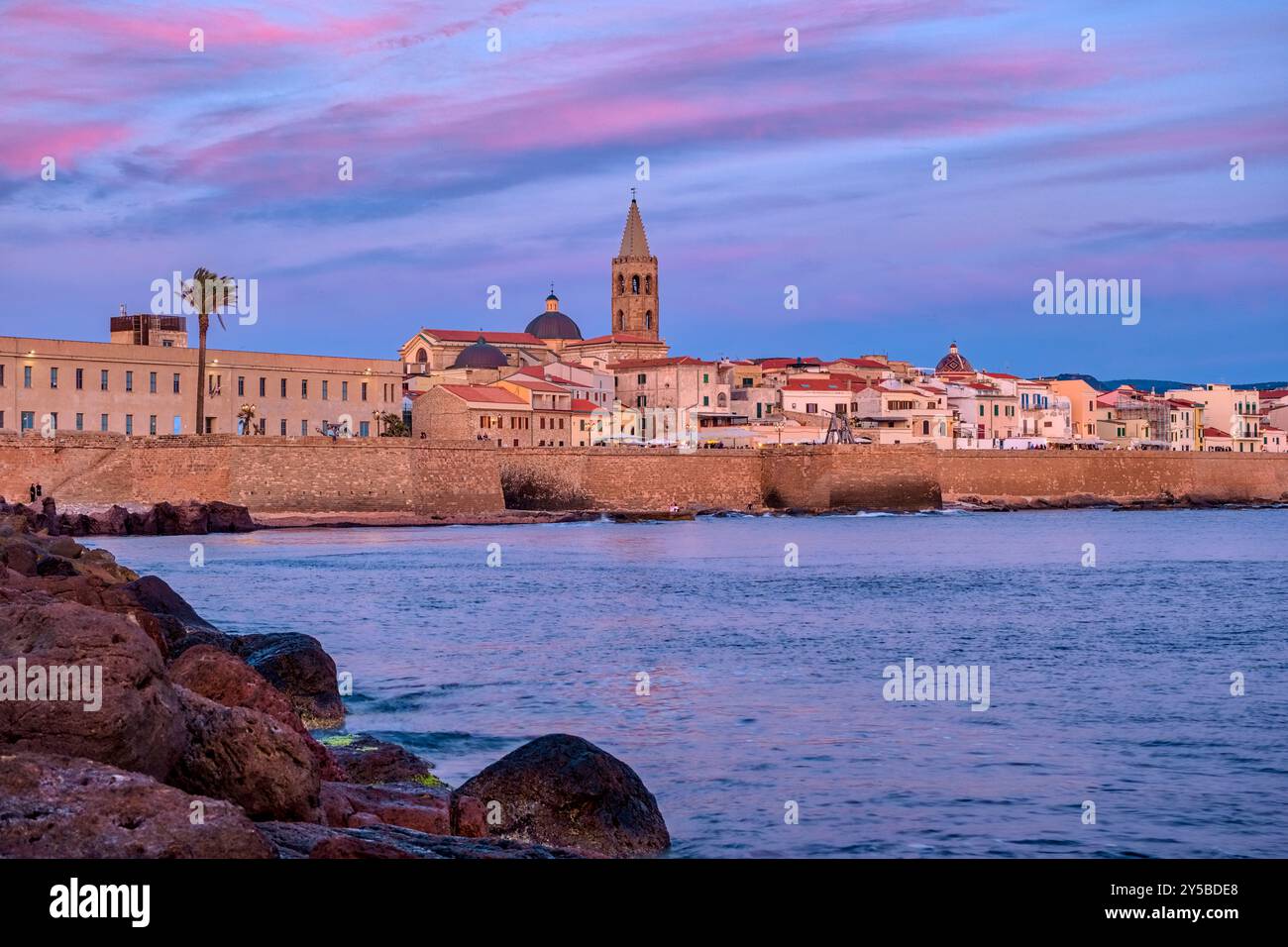 The old town centre of Alghero with the Cattedrale di Santa Maria ...
