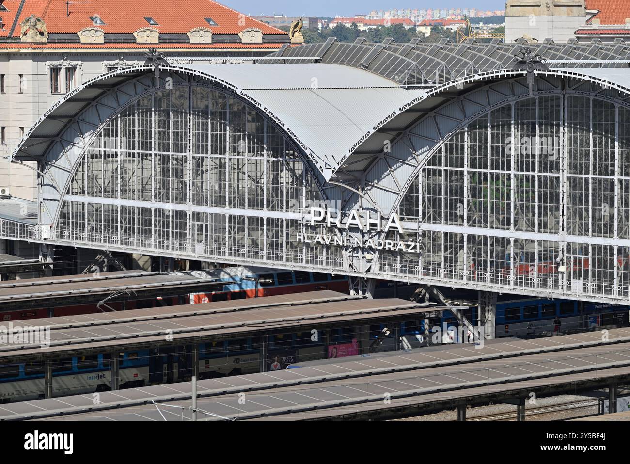 Prague Main Railway Station (Praha hlavni nadrazi), the busiest railway ...