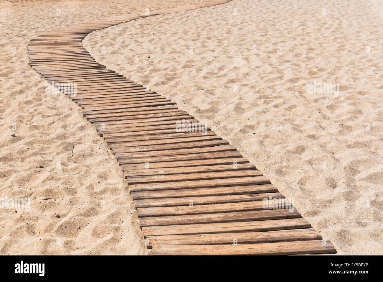 Wooden pathway beach hi-res stock photography and images - Alamy
