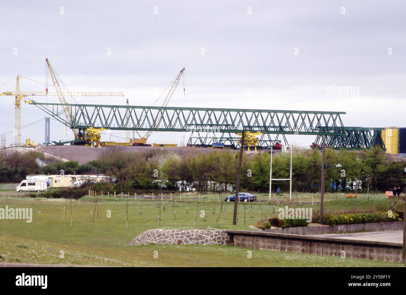 Viaduct gantry crane hi-res stock photography and images - Alamy