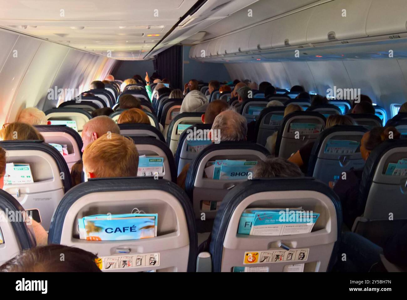 Eine pro sitzplatz hi-res stock photography and images - Alamy