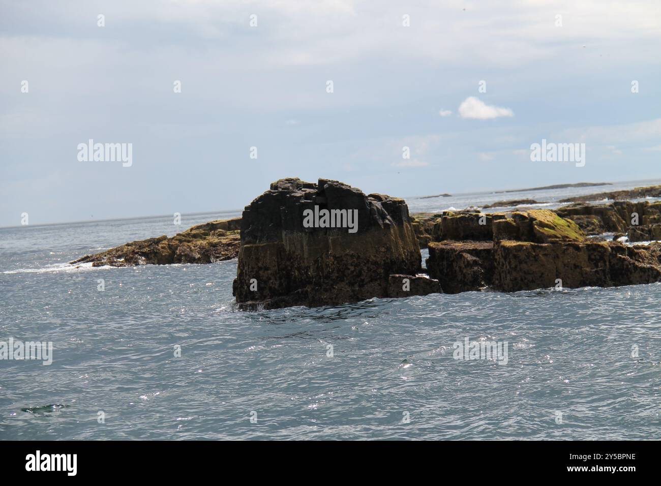 Rock beach rock outcrop shore hi-res stock photography and images - Alamy