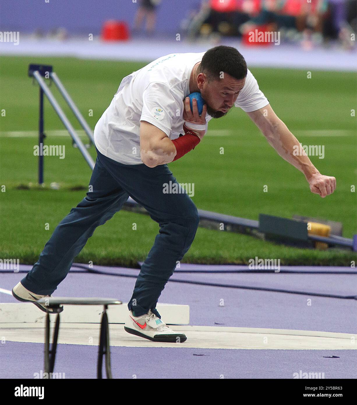 Dastan MUKASHBEKOV of Kazakhstan gets bronze in the Para Athletics Men ...