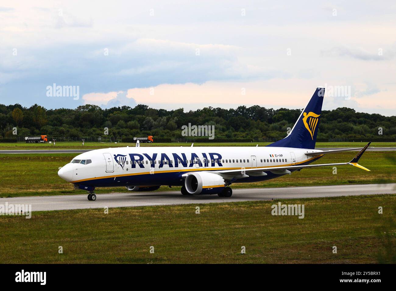 Stockbilder 09/2024 Ryanair Flugzeug auf dem Hamburg Airport Helmut ...