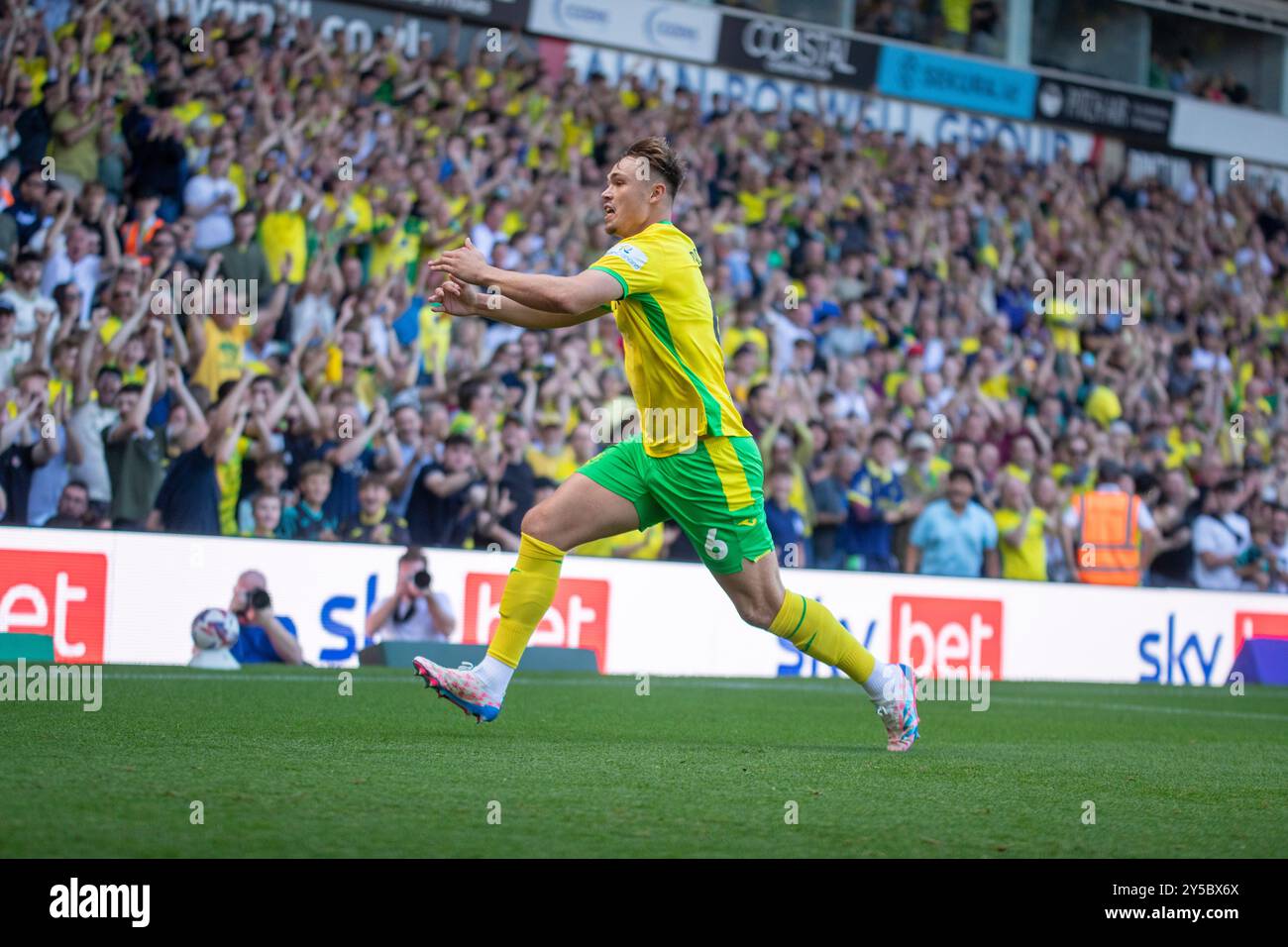 Callum Doyle of Norwich City celebrates scoring their first goal during ...