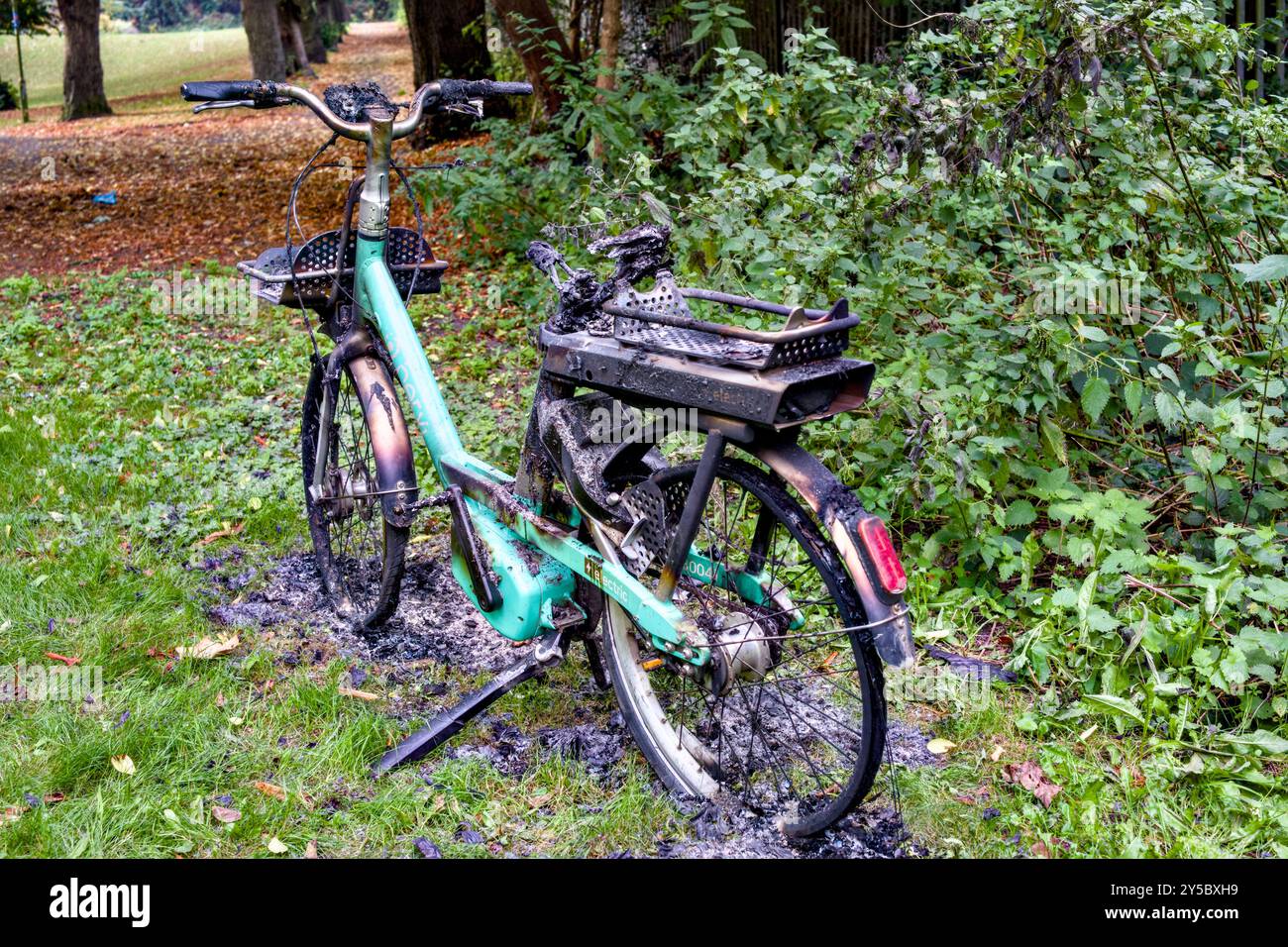 Abandoned Electric Bike Burnt Out, Watford, Hertfordshire, England, U.K ...