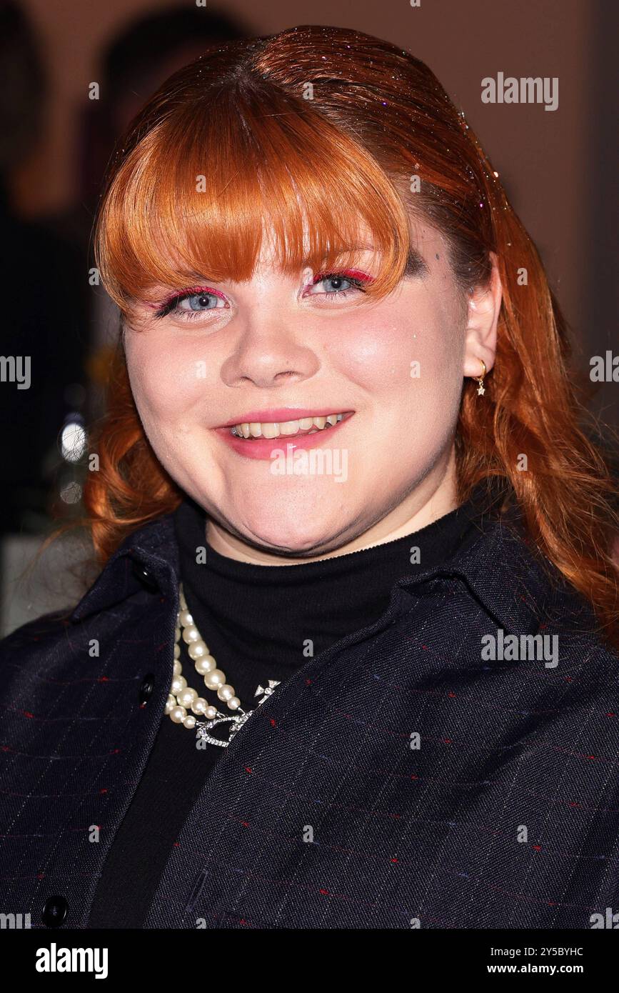 Radio Regenbogen Award 2024 Deutsche Sängerin LOI Leonie Greiner. Radio ...