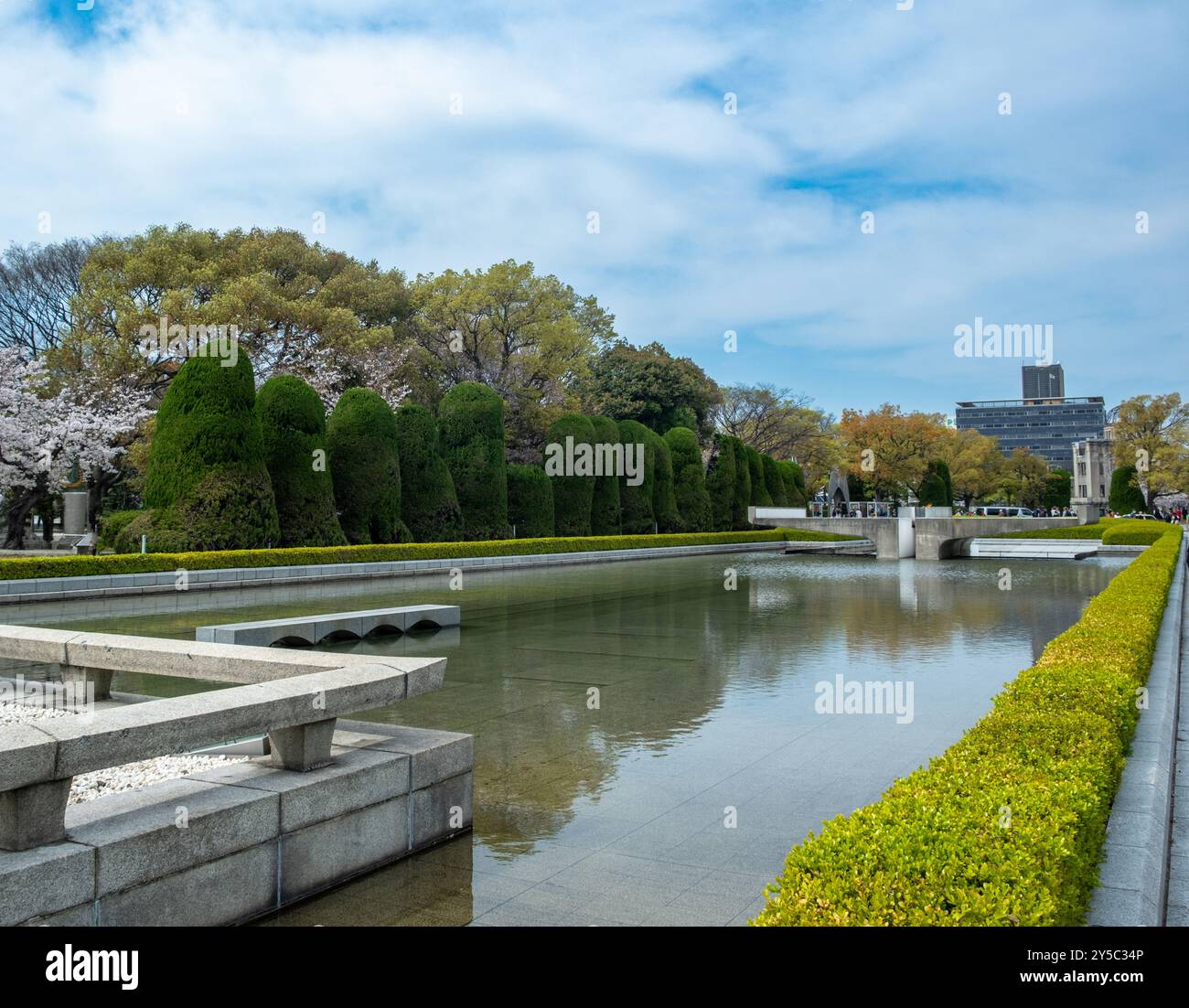 Hiroshima Peace Monument Cenotaph for the Atomic Bomb Victims ...