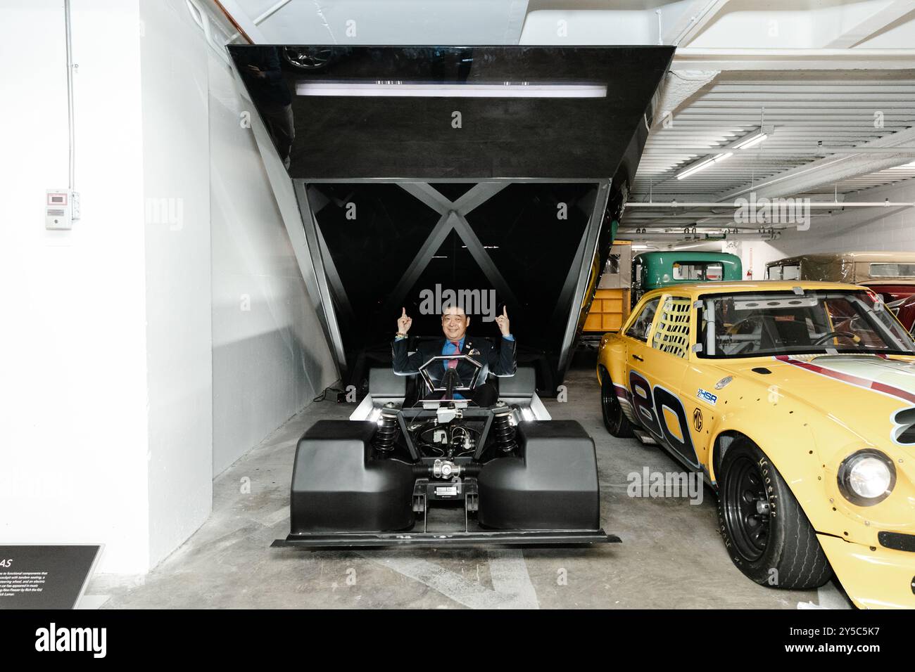 Joey Zhou TV Host & founder of Los Angeles Beverly Arts (LABA) with The ...