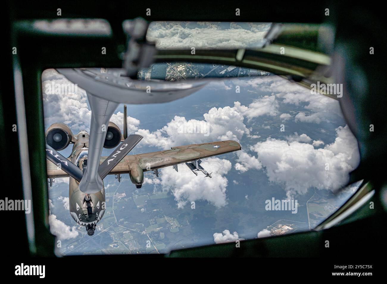 A U.S Air Force KC-135 Stratotanker aircrew from the 117th Air ...