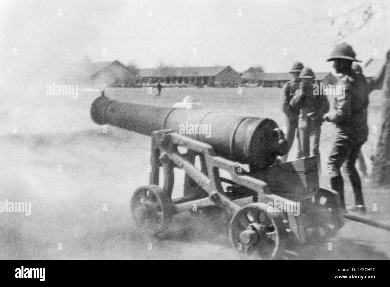 WWi 1916 North West Frontier, British India. Queens Regiment soldiers ...