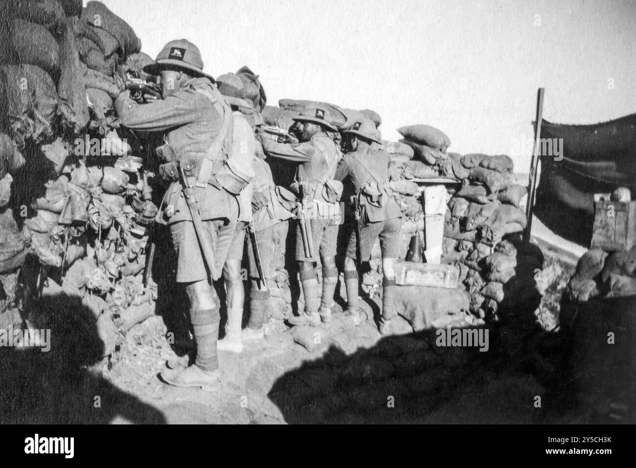 WWi 1916 North West Frontier, British India. Queens regiment Soldiers ...