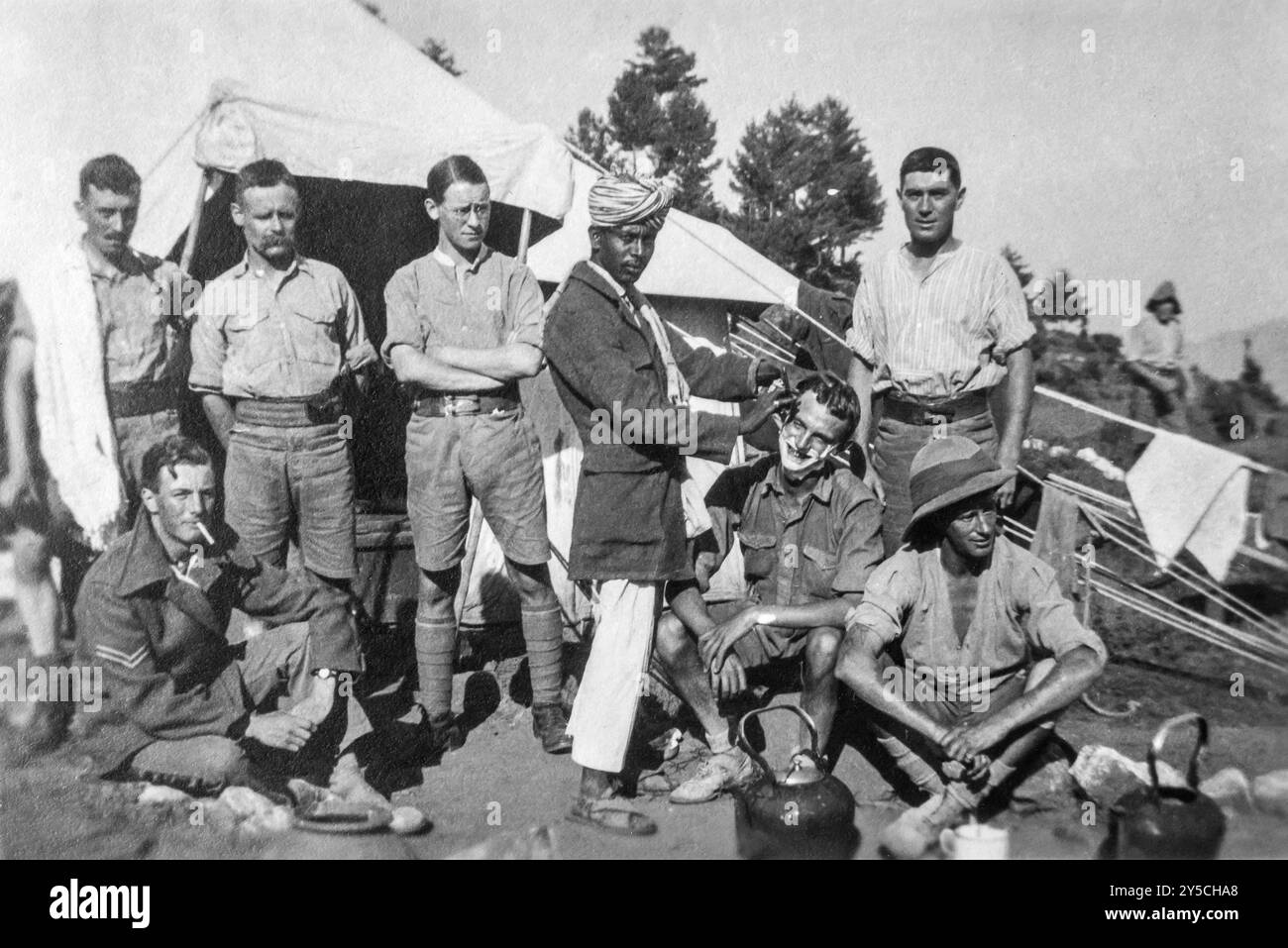 WWi 1916 North West Frontier, British India. Soldiers from the Queens ...