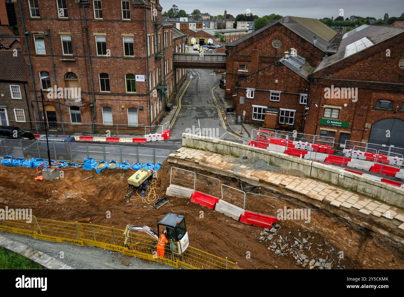 Road improvements & demolition work for Station Gateway Project (man ...
