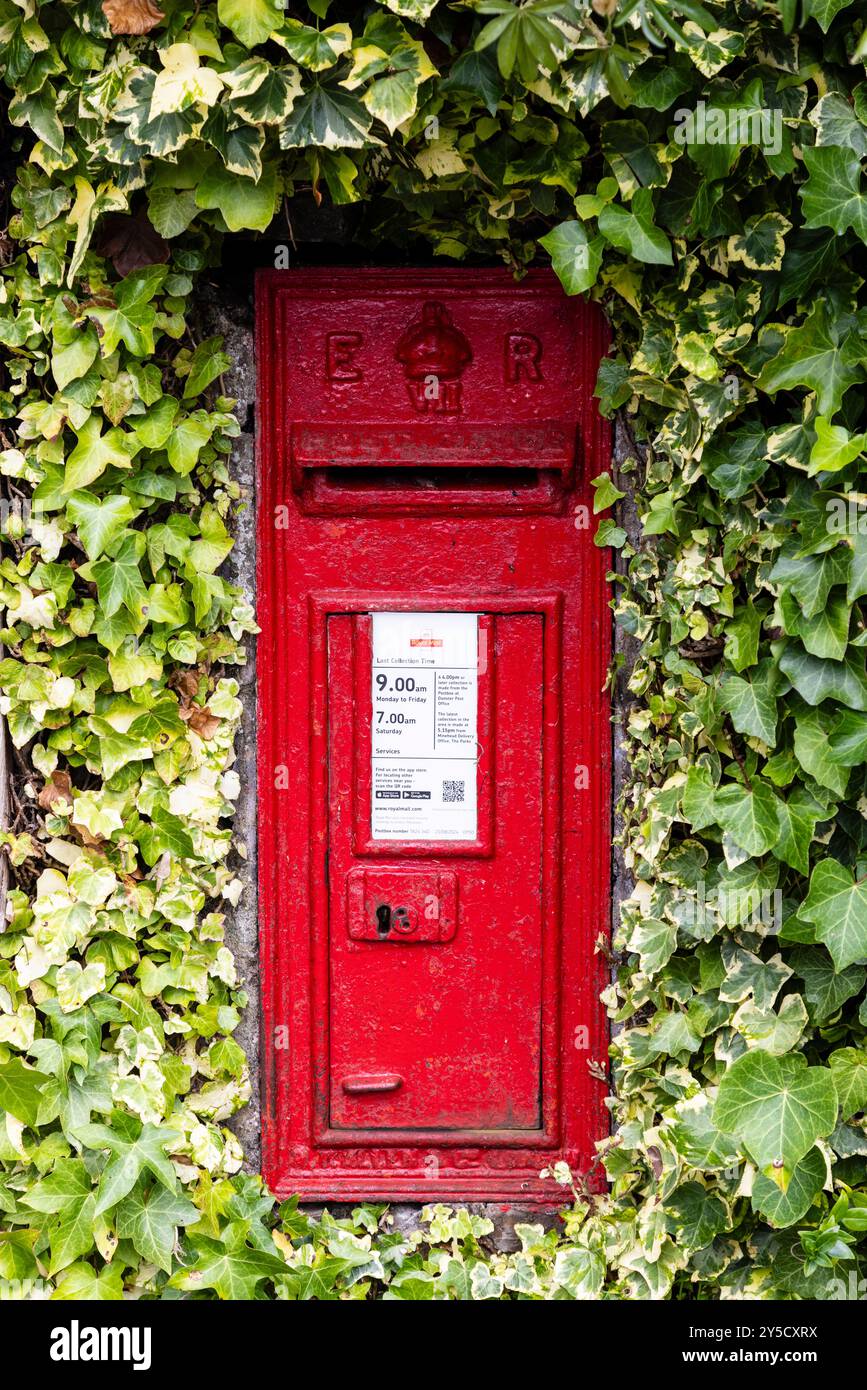 Wall post box, King Edward Vll. Horner, Somerset Stock Photo - Alamy