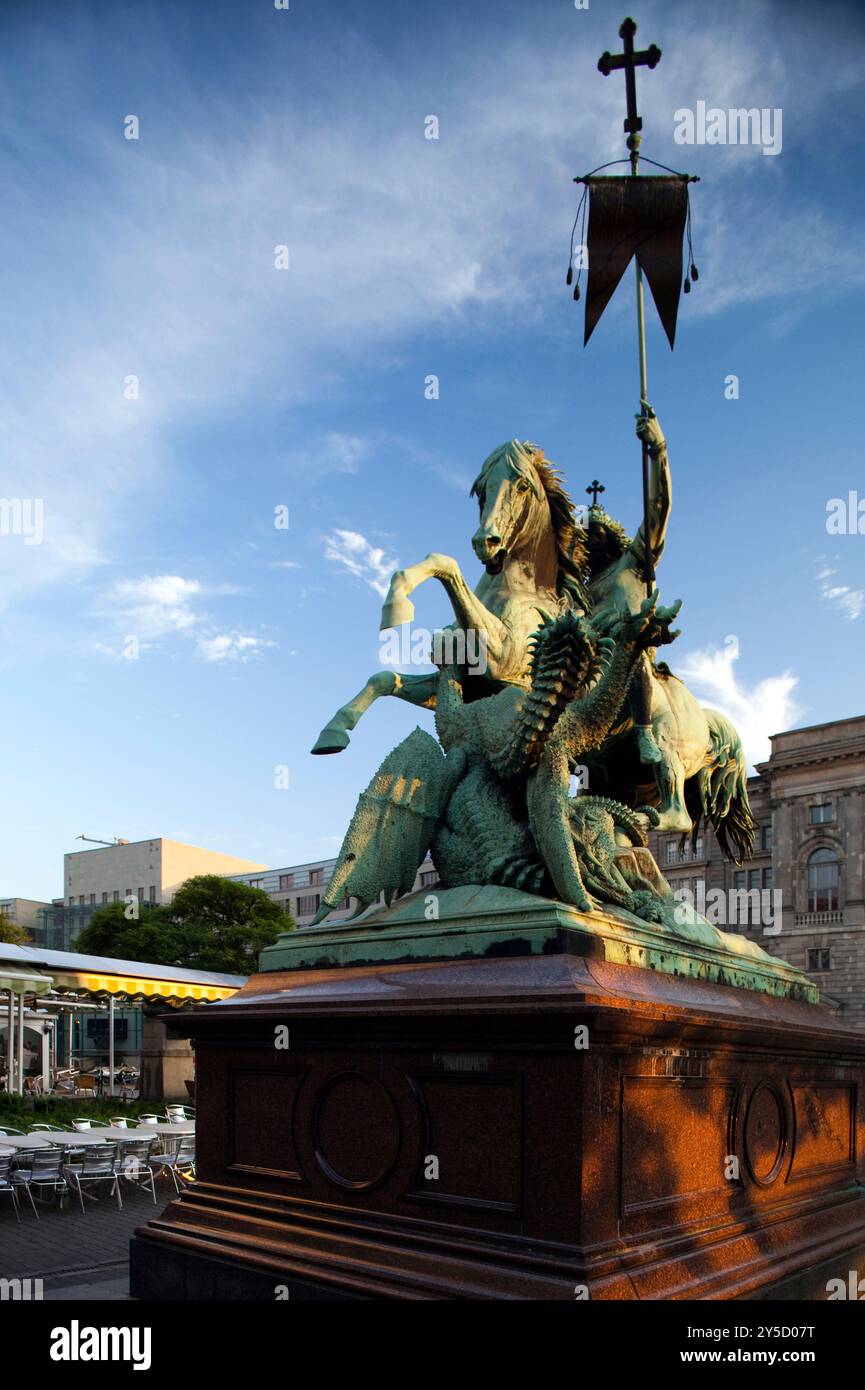 The iconic Saint George statue stands majestically in Nikolaiviertel ...
