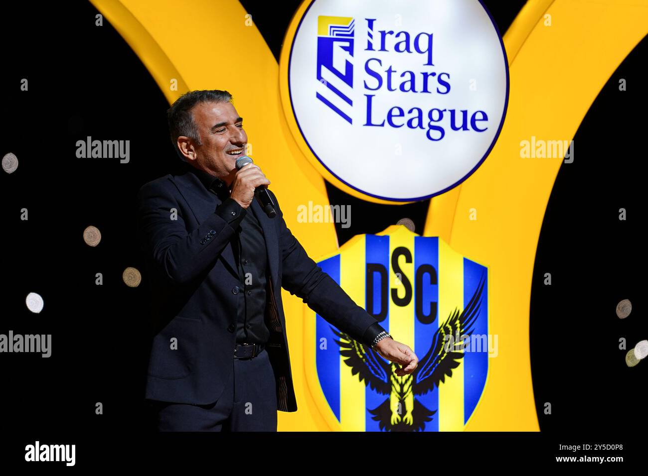 Duhok, Iraq. 20th Sep, 2024. Iraqi Kurdish singer Hesen Sherif performs ...