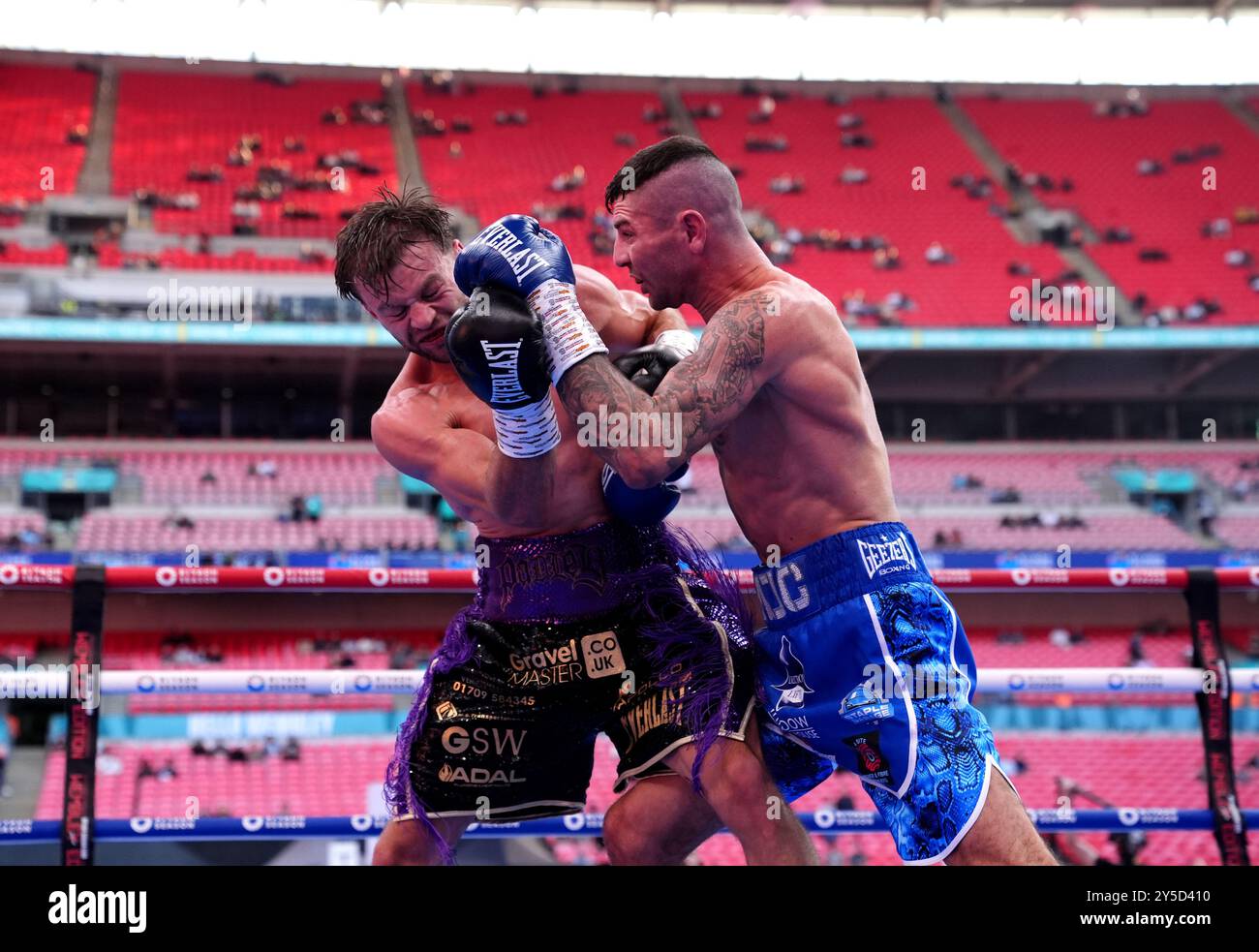 Mark chamberlain boxing hi-res stock photography and images - Alamy