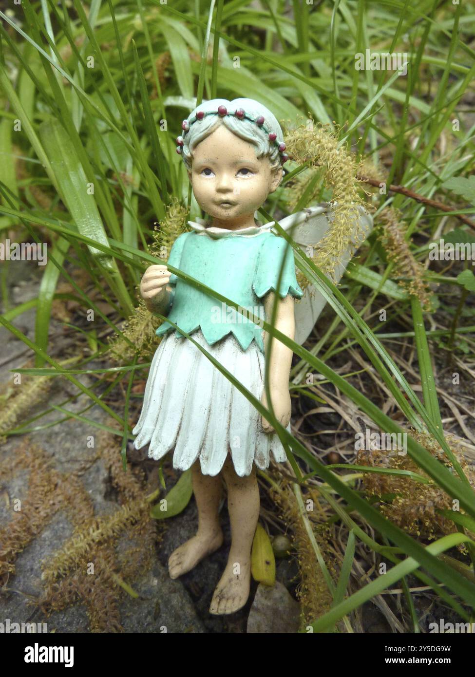 Fantasy garden creatures hi-res stock photography and images - Alamy