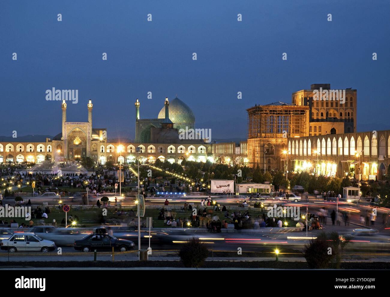 Esfahan platz hi-res stock photography and images - Alamy