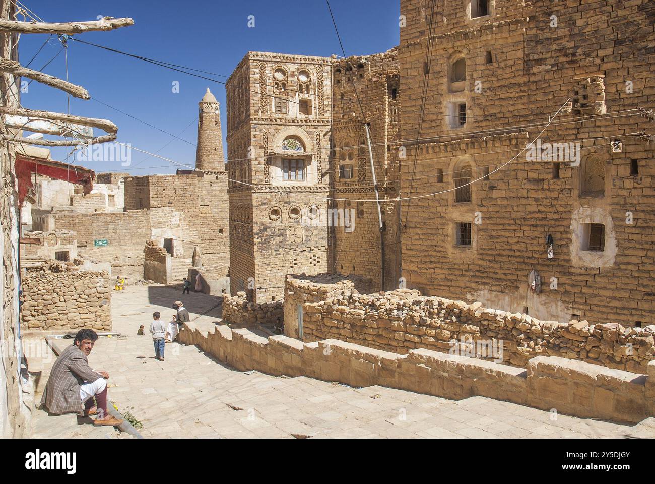 Streets of yemen hi-res stock photography and images - Alamy