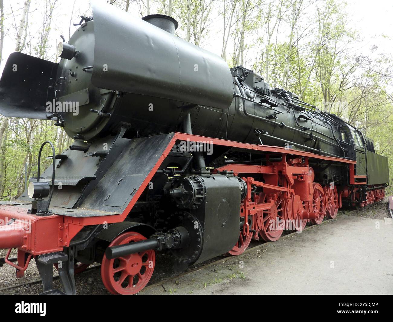 Black locomotive hi-res stock photography and images - Alamy