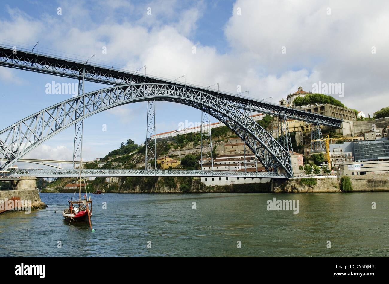 Dom luis bridge in porto portugal Stock Photo - Alamy