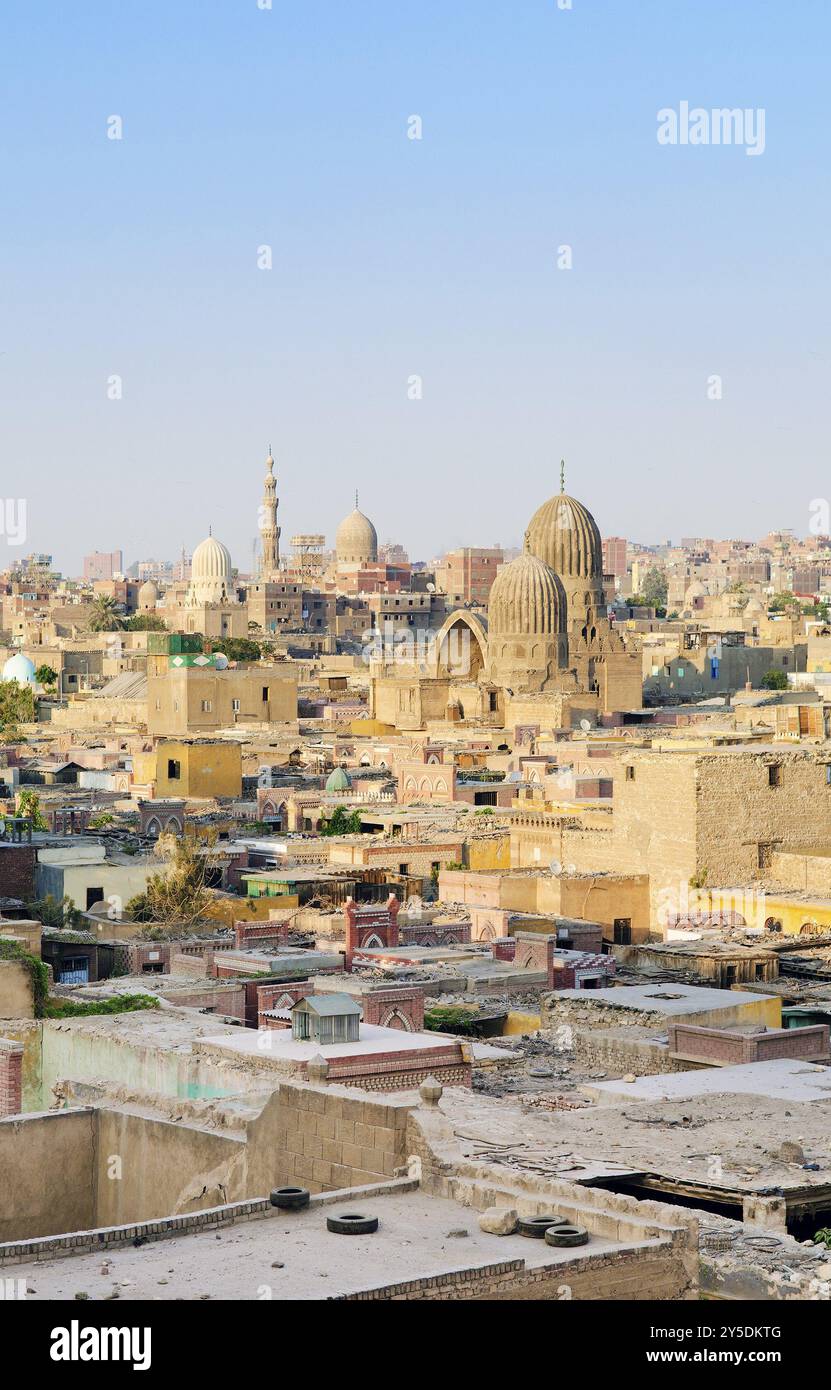 Cairo old town view with mosques in egypt Stock Photo - Alamy