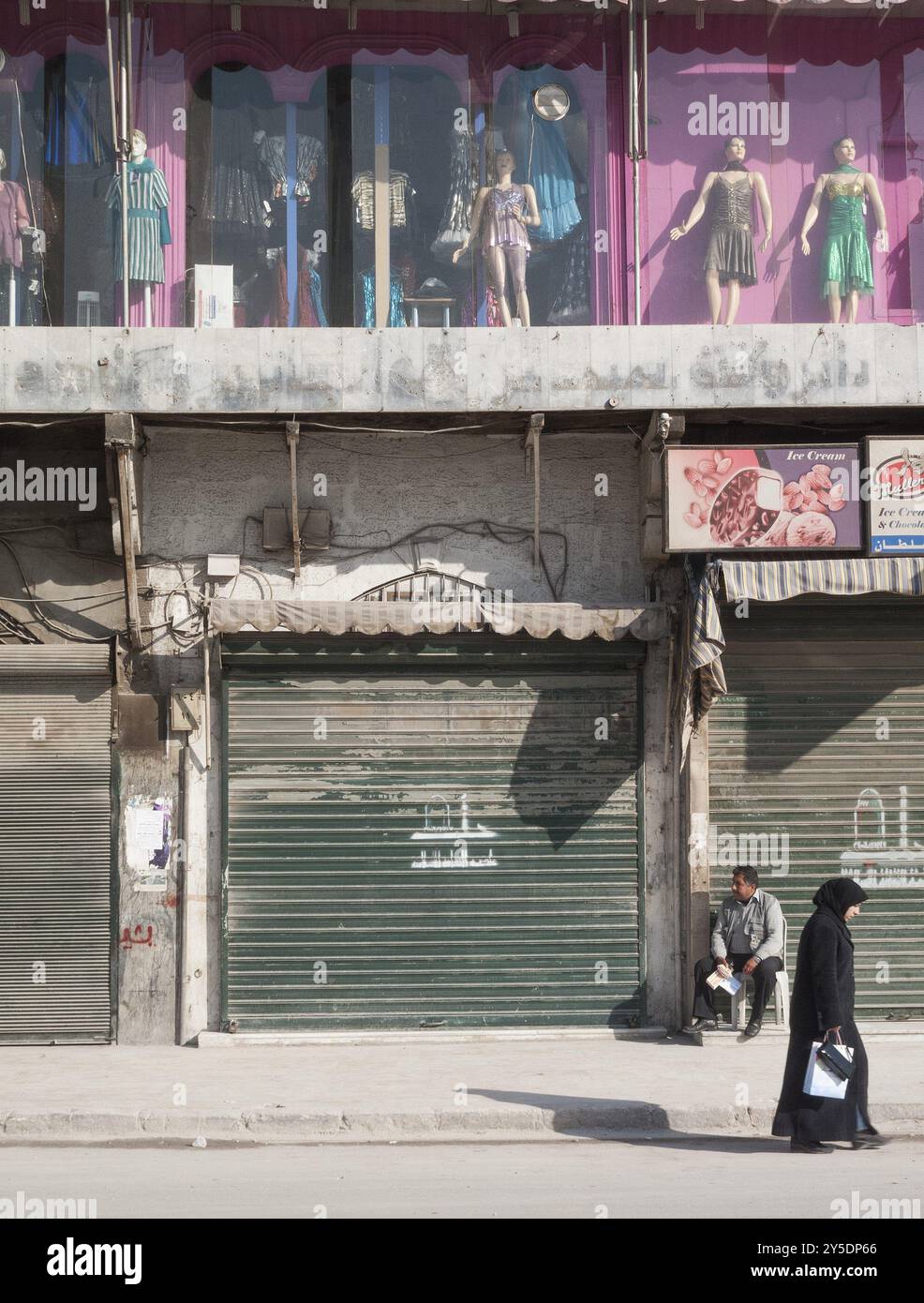 Damascus street in syria Stock Photo - Alamy