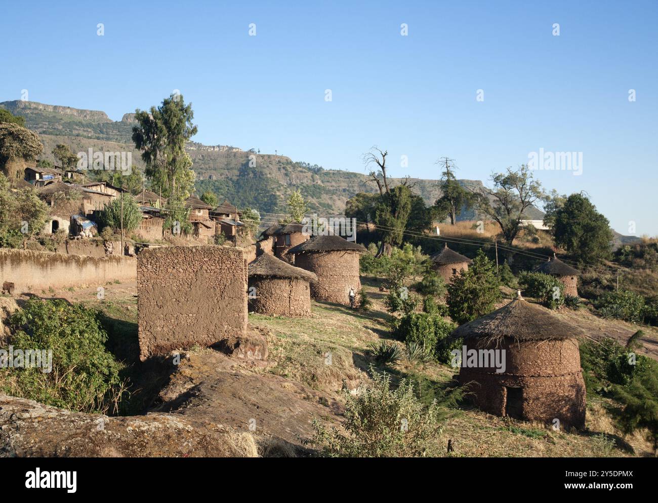 Traditional african village houses in lalibela ethiopia Stock Photo - Alamy