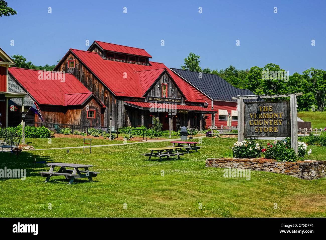 The Orton Family Country Store also known as the Vermont Country Store ...