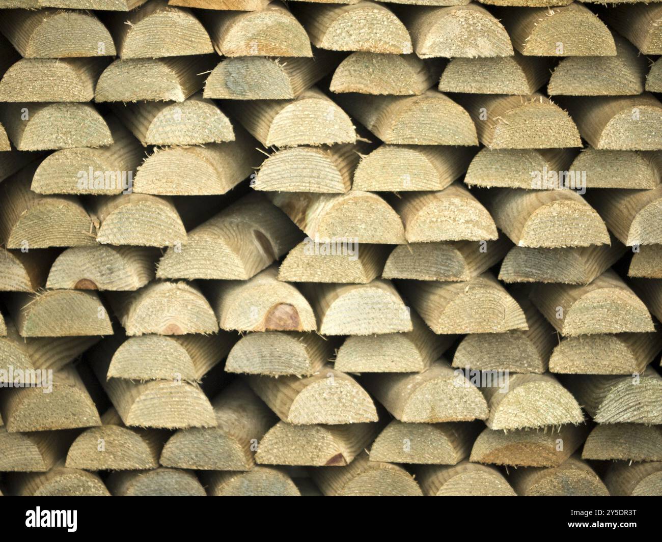 Wooden picket fence slat slats hi-res stock photography and images - Alamy