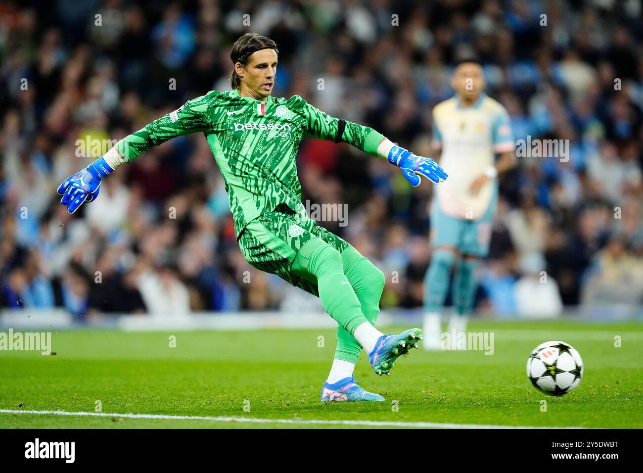 Inter Milan goalkeeper Yann Sommer during the UEFA Champions League ...