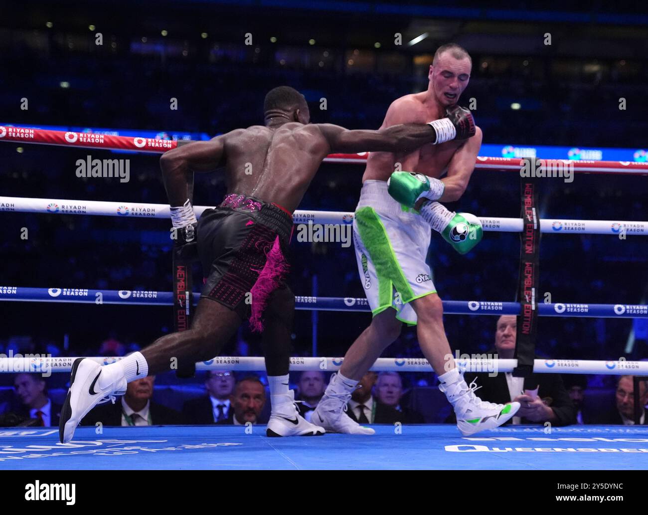 Joshua Buatsi (left) and Willy Hutchinson in the WBO Interim World ...