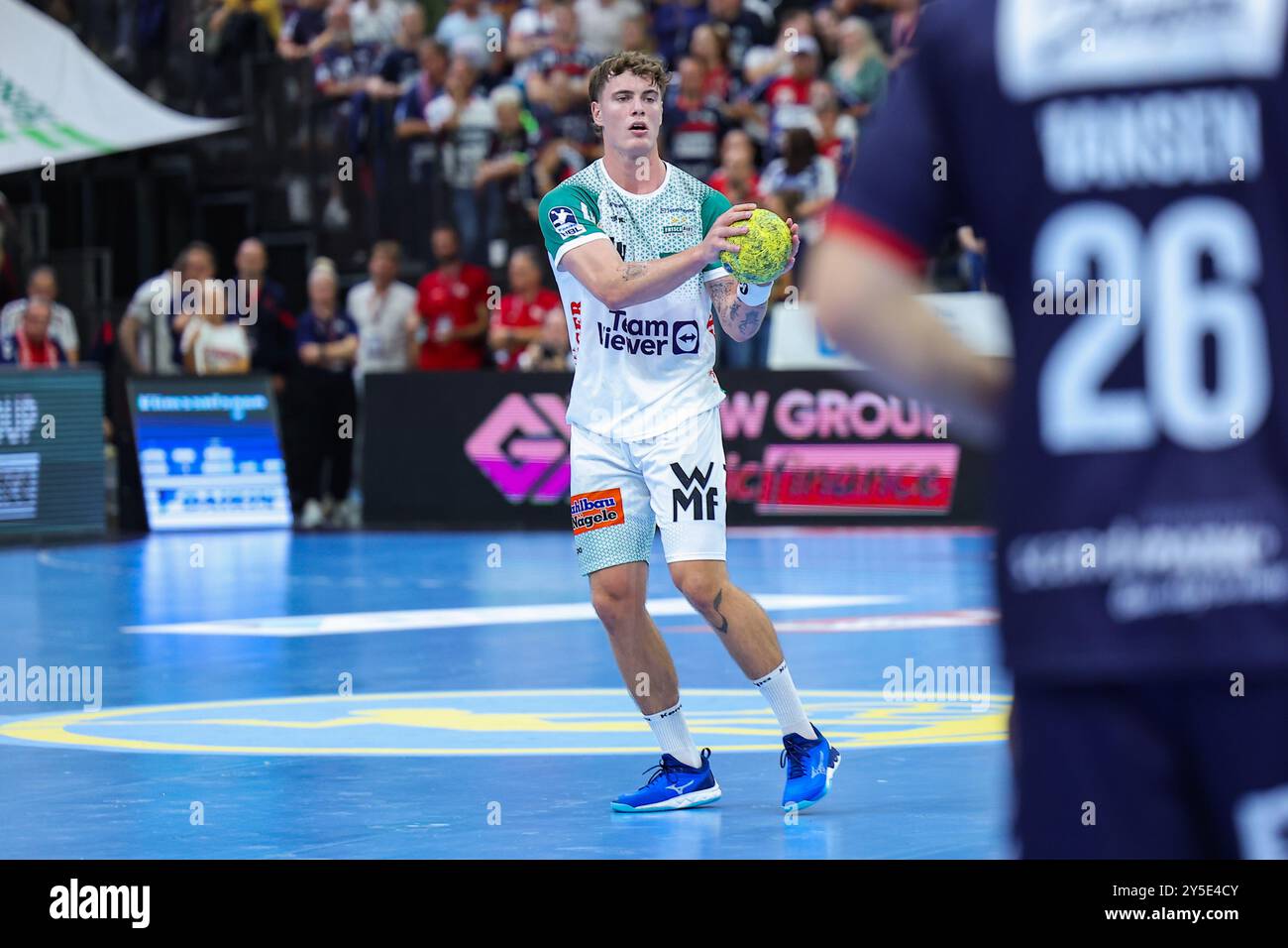 Franko Lastro (Frisch Auf Goeppingen, #28) GER, SG Flensburg-Handewitt ... Franko Lastro (Frisch Auf Goeppingen, #28) GER, SG Flensburg-Handewitt ...