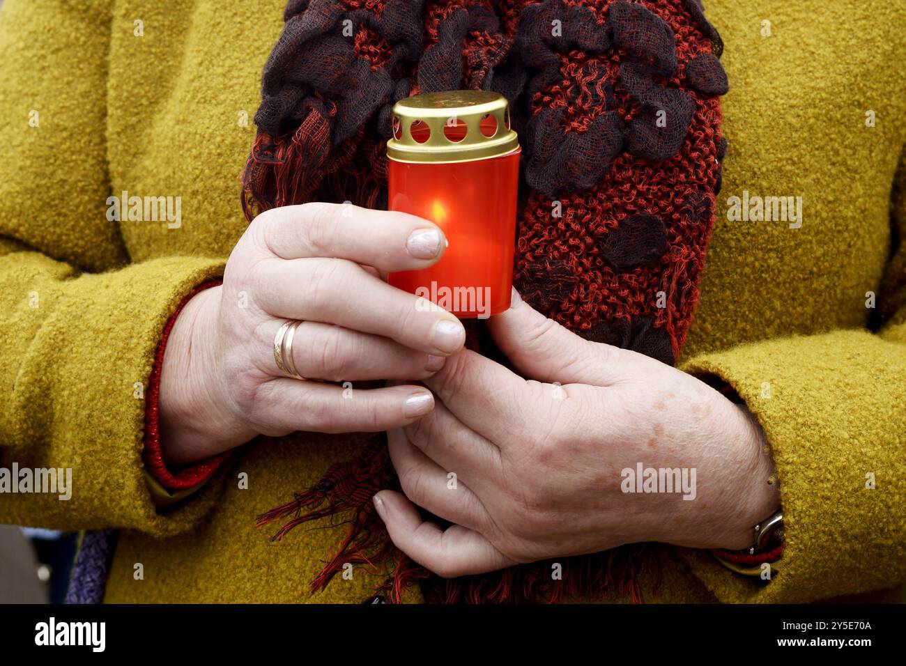 Condolence tradition hi-res stock photography and images - Alamy