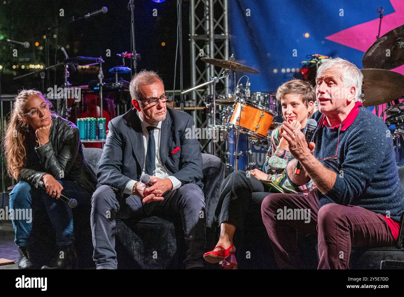 Festa piena hi-res stock photography and images - Alamy