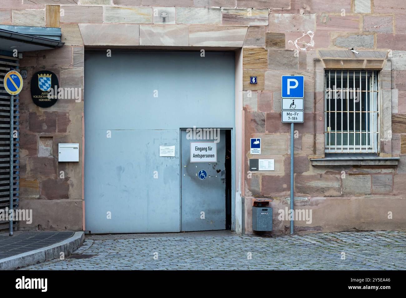 Justizvollzugsanstalt Nuernberg Eingang zur Justizvollzugsanstalt ...