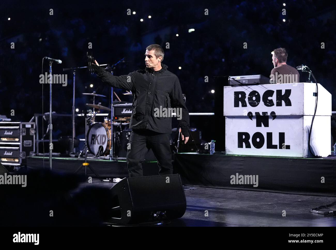 Liam Gallagher performing ahead of the IBF World Heavy weight bout at ...