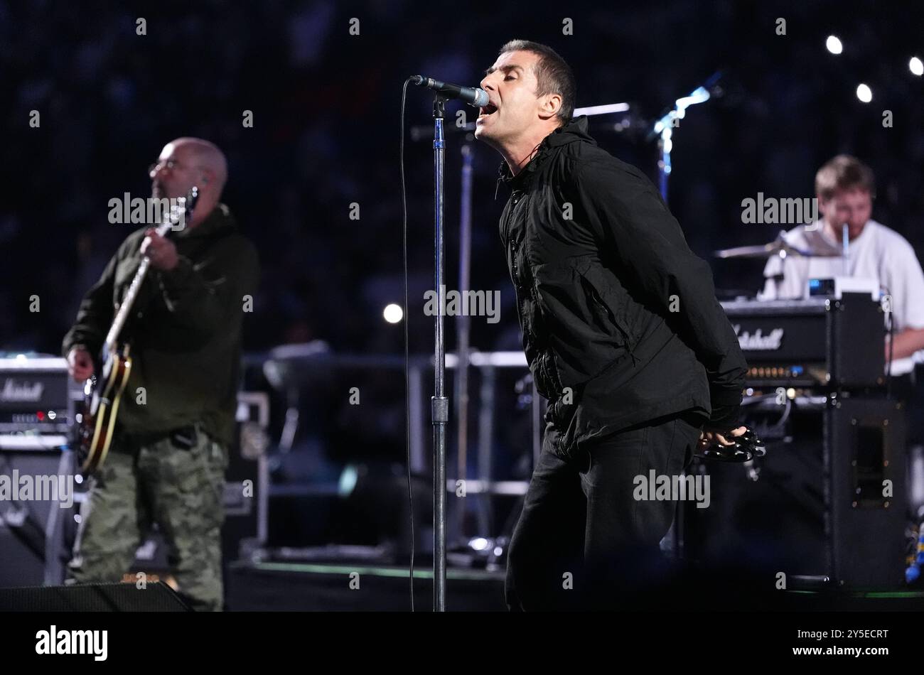 Liam Gallagher performing ahead of the IBF World Heavy weight bout at ...