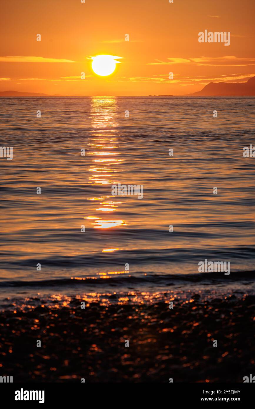 Late August sunset at Bonniebrook Beach in Gibsons, BC, Canada Stock ...