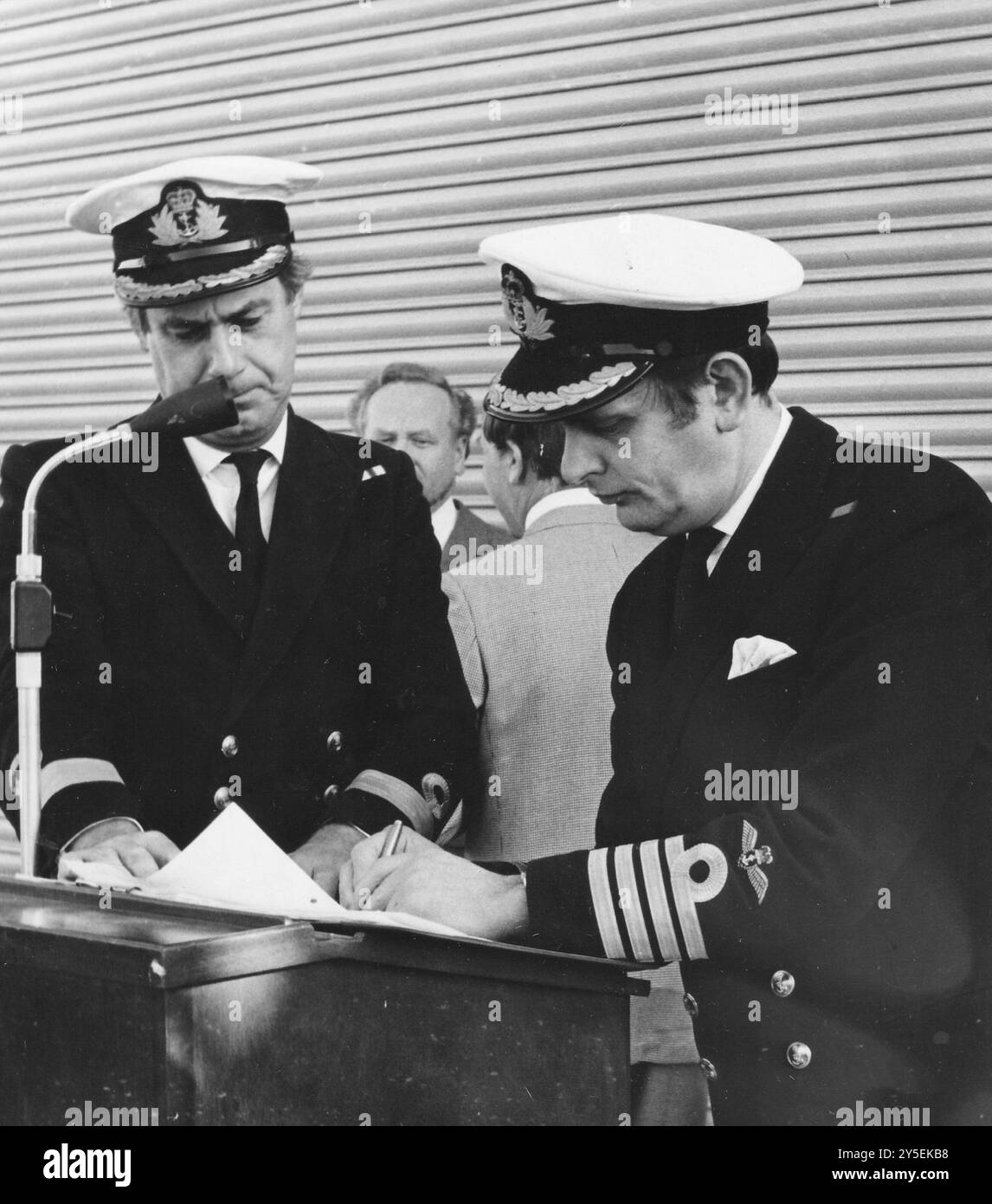 THE NEW DESTROYER HMS MANCHESTER, COMMISSIONING SERVICE, PORTSMOUTH ...