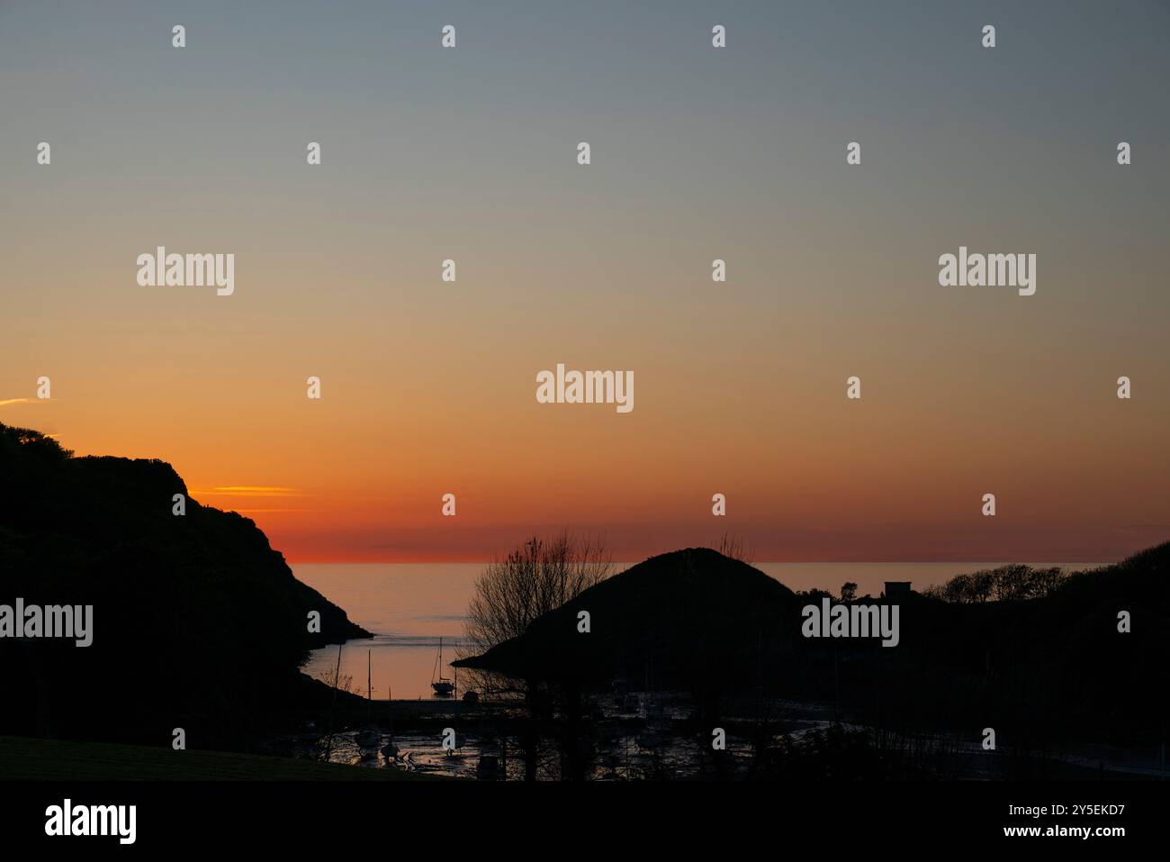 Golden hour sail boats hi-res stock photography and images - Alamy