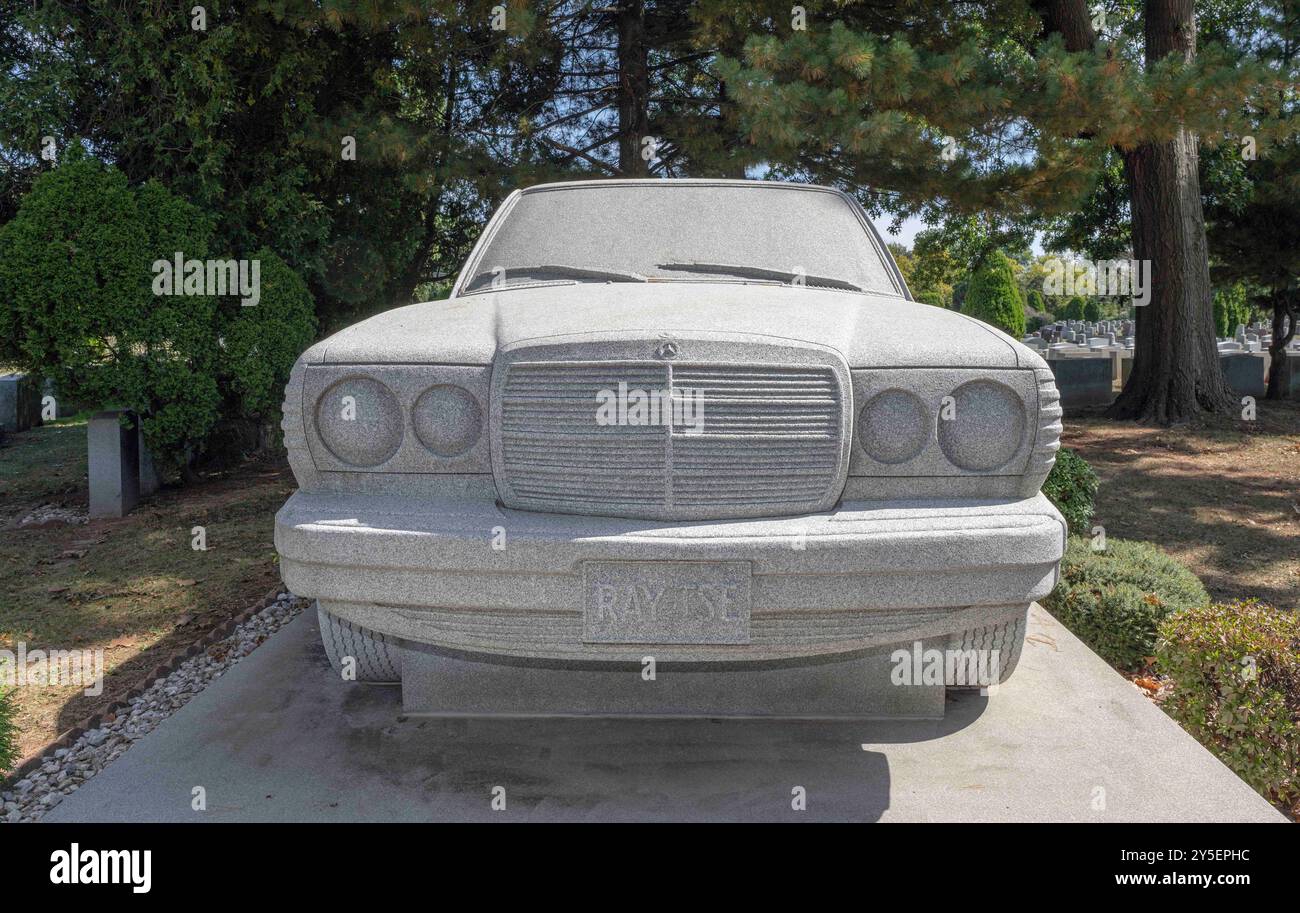 Linden, New Jersey, U.S.A. 21st Sep, 2024. A full-sized, nearly exact ...