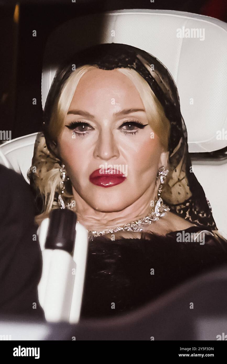 Milan, Madonna at the Dolce & Gabbana fashion show party - Celebrity ...